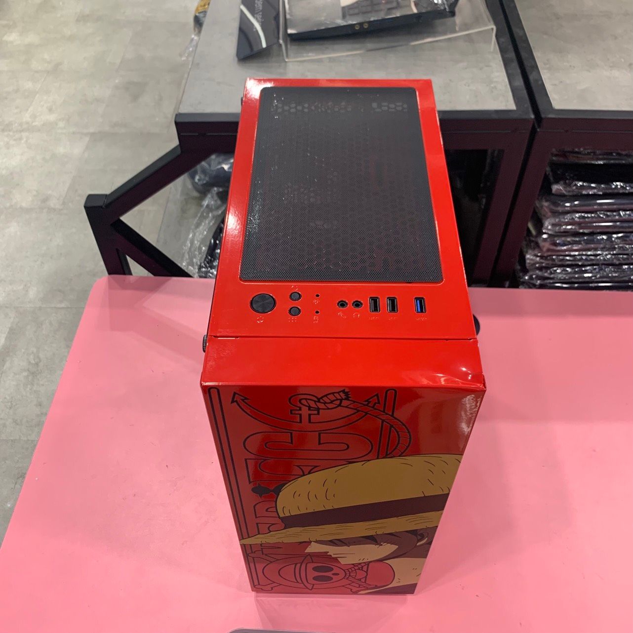 Case Mik DT03 Red Luffy Edition 2ND 90% HBH – Máy Tính Biên Hòa