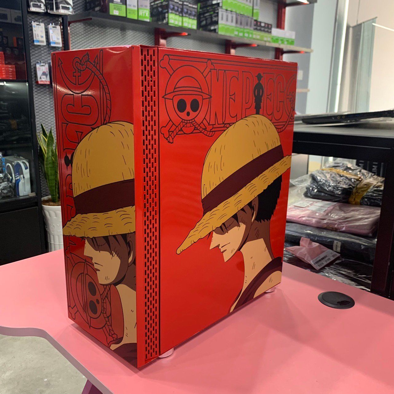 Case Mik DT03 Red Luffy Edition 2ND 90% HBH – Máy Tính Biên Hòa