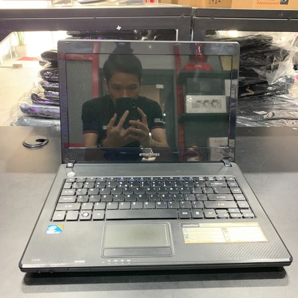 LAPTOP ACER EMACHINES D732 CORE i3-370M | INTEL HD GRAPHICS | 2GB RAM ...