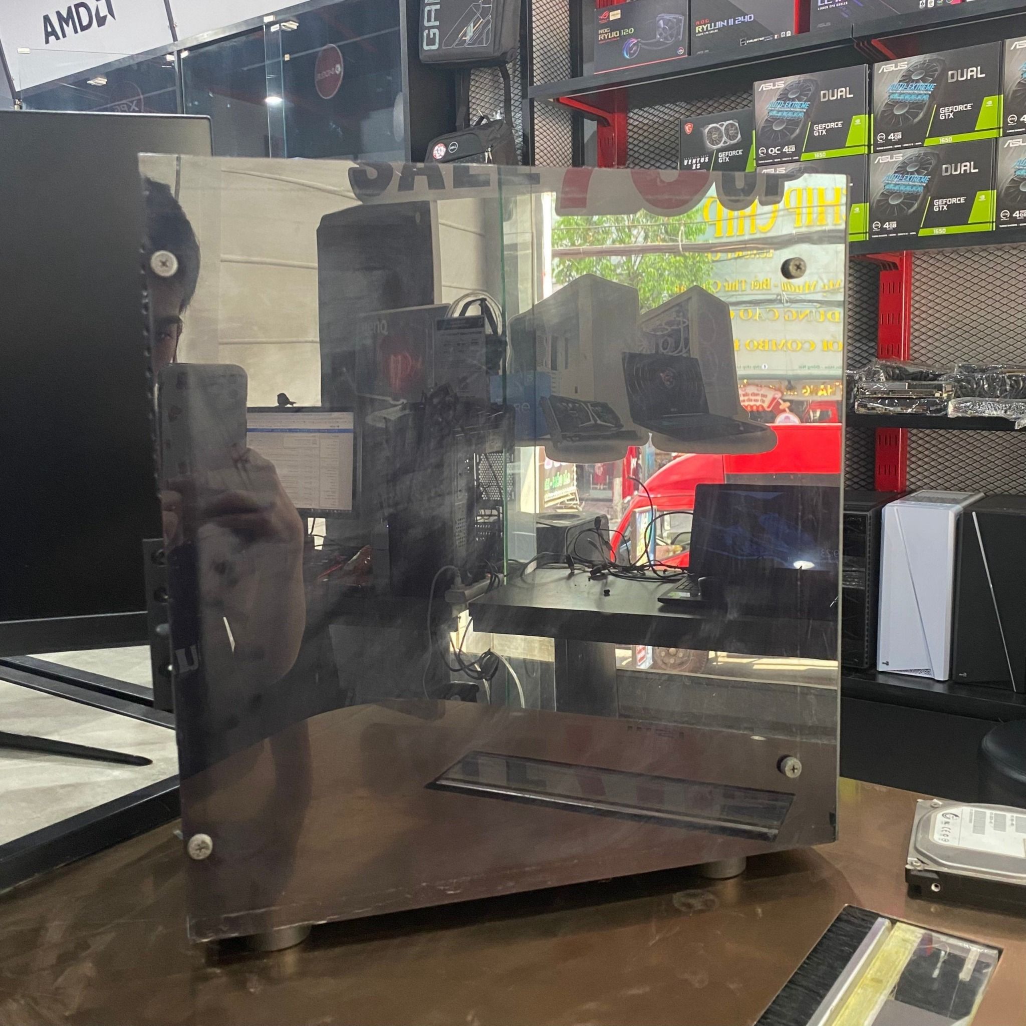 CASE VIETTECH Hunter X7 2ND – Máy Tính Biên Hòa