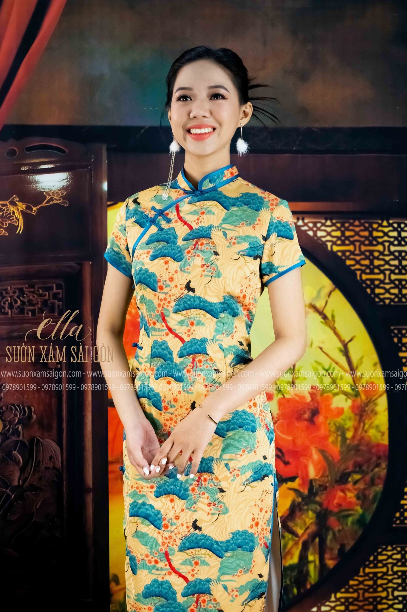 Sườn Xám Gấm Hoa Tùng Bách – Sườn Xám-Jin Classic Style