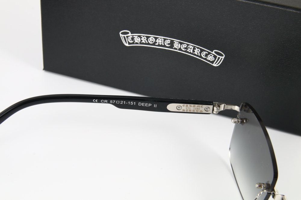 Gọng Kính Khoan Không Viền Chrome Hearts Deep II– Mắt Kính HATO