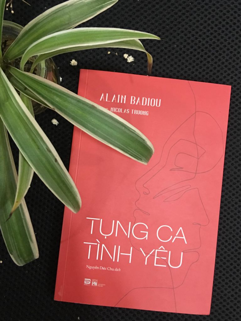 TỤNG CA TÌNH YÊU – PHANBOOK.VN