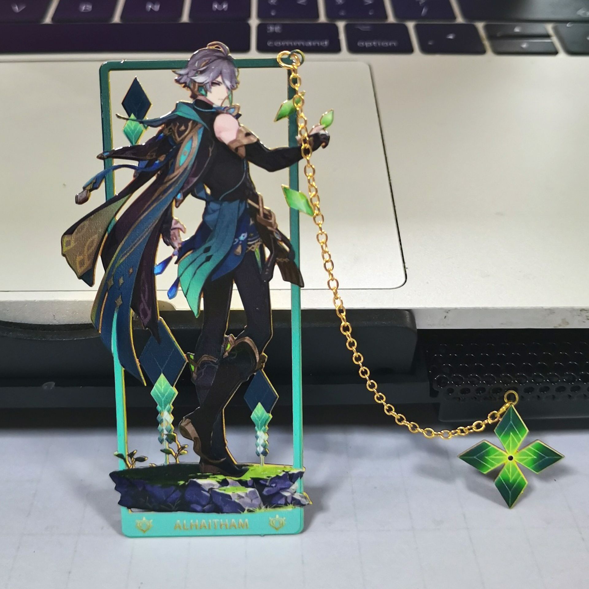 Bookmark kim loại game Genshin Impact dùng để đánh dấu trang – T69 Shop