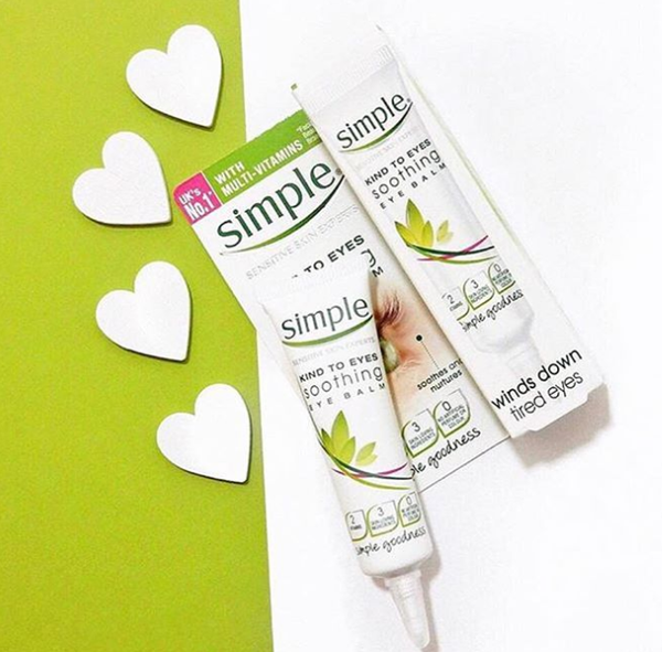 Kem mắt Simple Soothing Eye Balm 15ml – Dưỡng ẩm, làm dịu vùng mắt (Bi