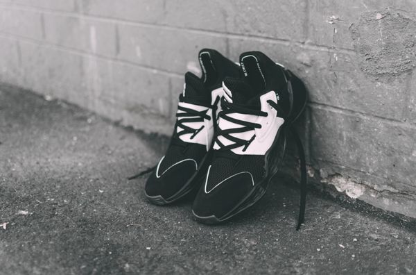 Giày Adidas Harden Vol. 4 'Black White' FV5597 – AUTHENTIC SHOES