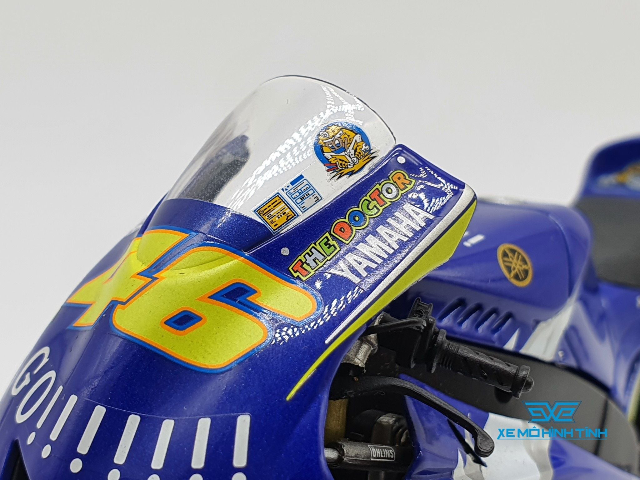 XE MÔ HÌNH YAMAHA YZR R1 VALENTINO ROSSI MOTOGP DONINGTON 2005 + FIGUE ...