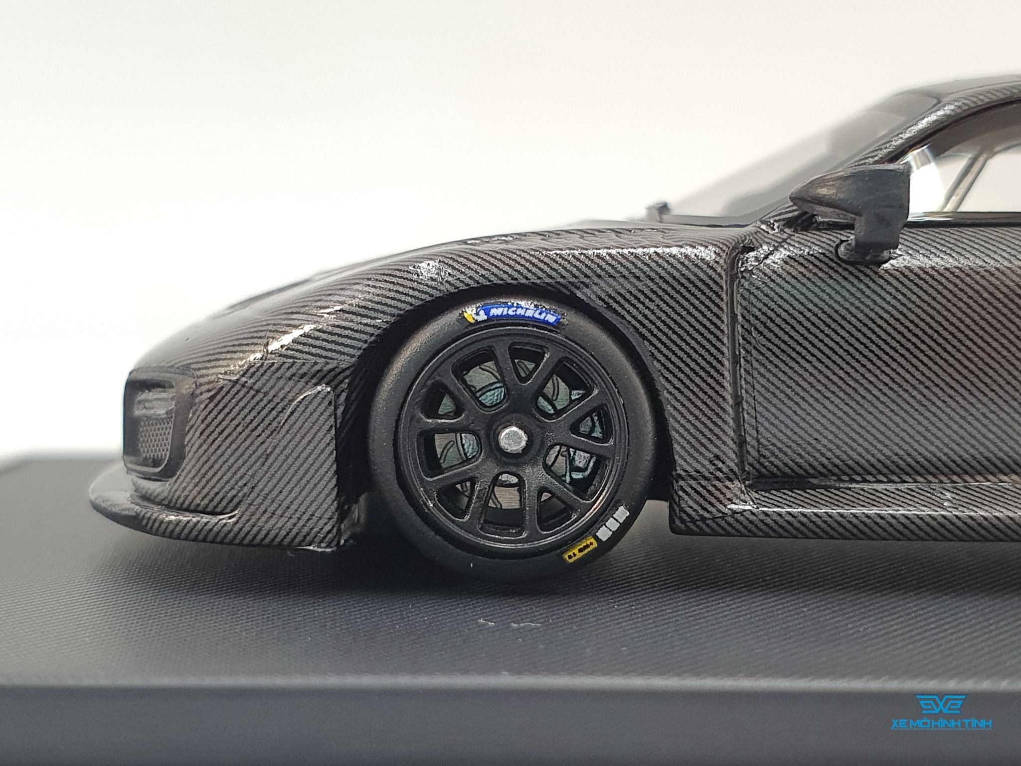 Xe Mô Hình Porsche 935 1:64 Stance Hunters (Xám Carbon) – Shop Xe Mô ...