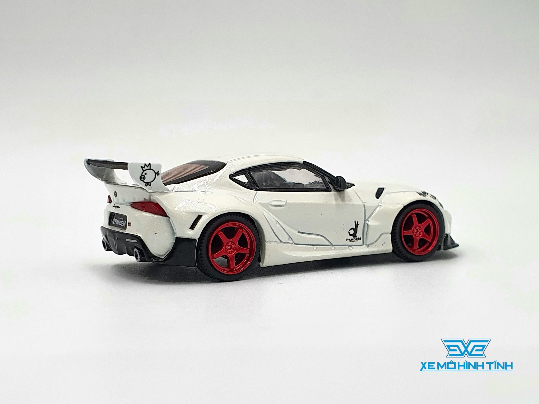 Xe Mô Hình Pandem Toyota GR Supra V1.0 Pearl White LHD 1:64 MiniGT ( T ...