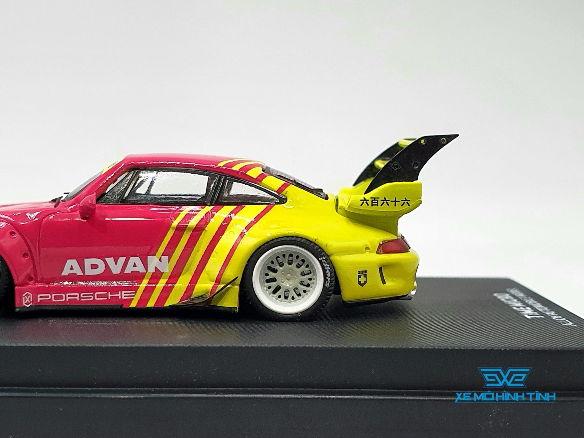 Xe Mô Hình Porsche Rauh Welt 993 Double Wing Advan 1:64 Time Micro (Và ...