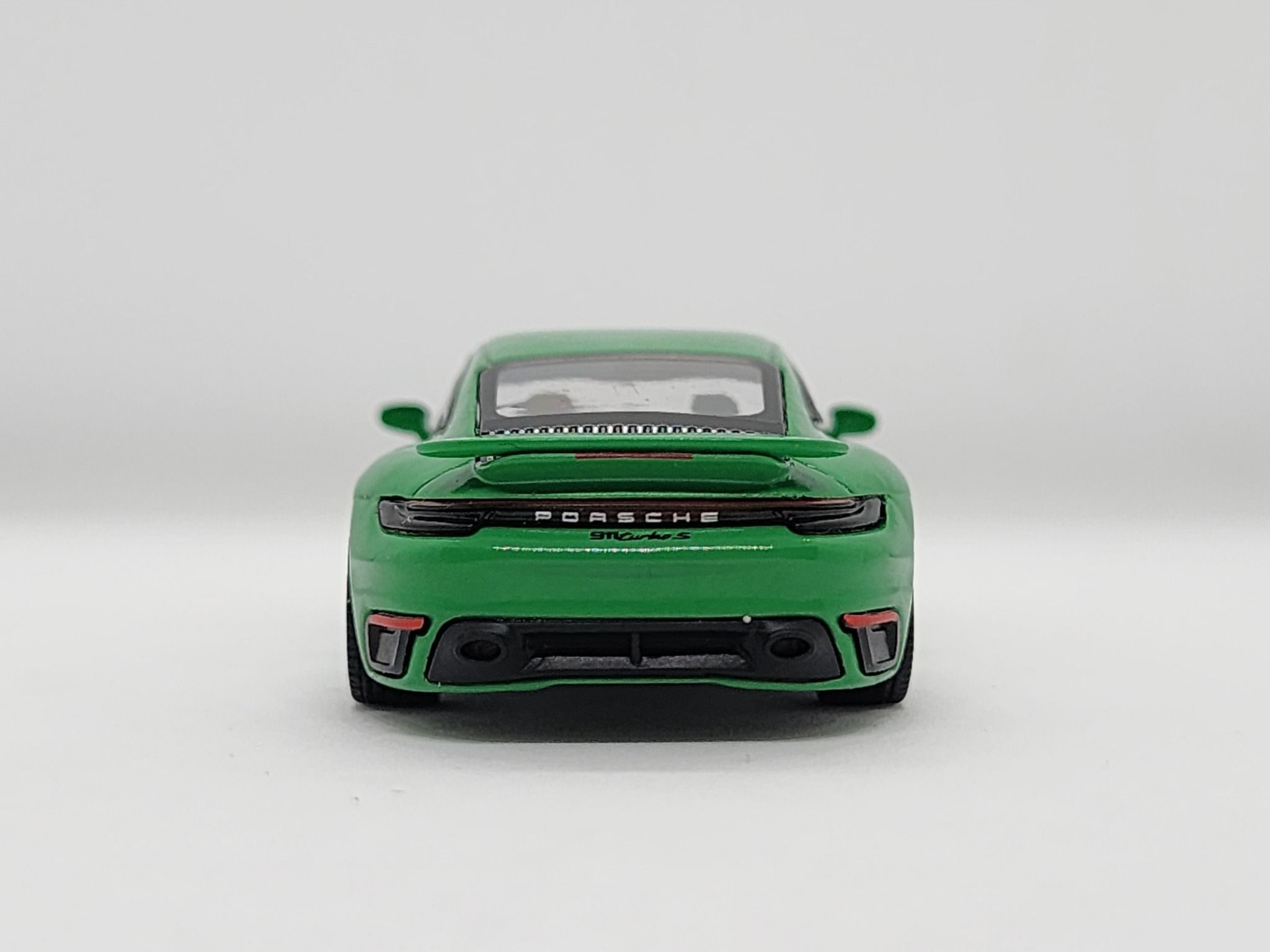 Xe Mô Hình Porsche 911 Turbo S Python Green LHD 1:64 ( Xanh Lá ) – Shop ...