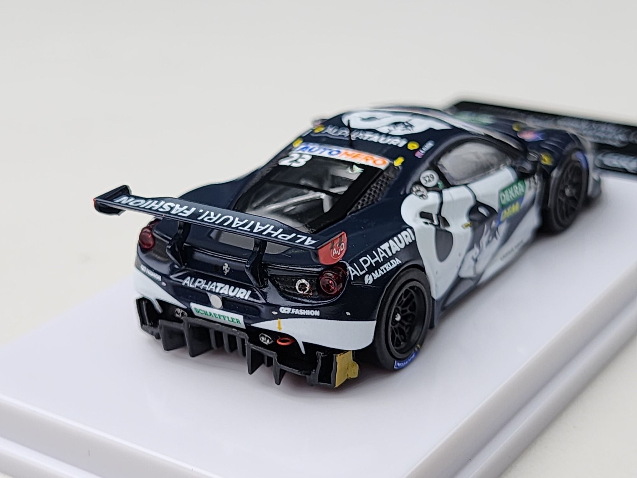 Xe Mô Hình Ferrari 488 GT3 1:64 Tarmac Works ( Đen #23 ) – Shop Xe Mô Hình Tĩnh