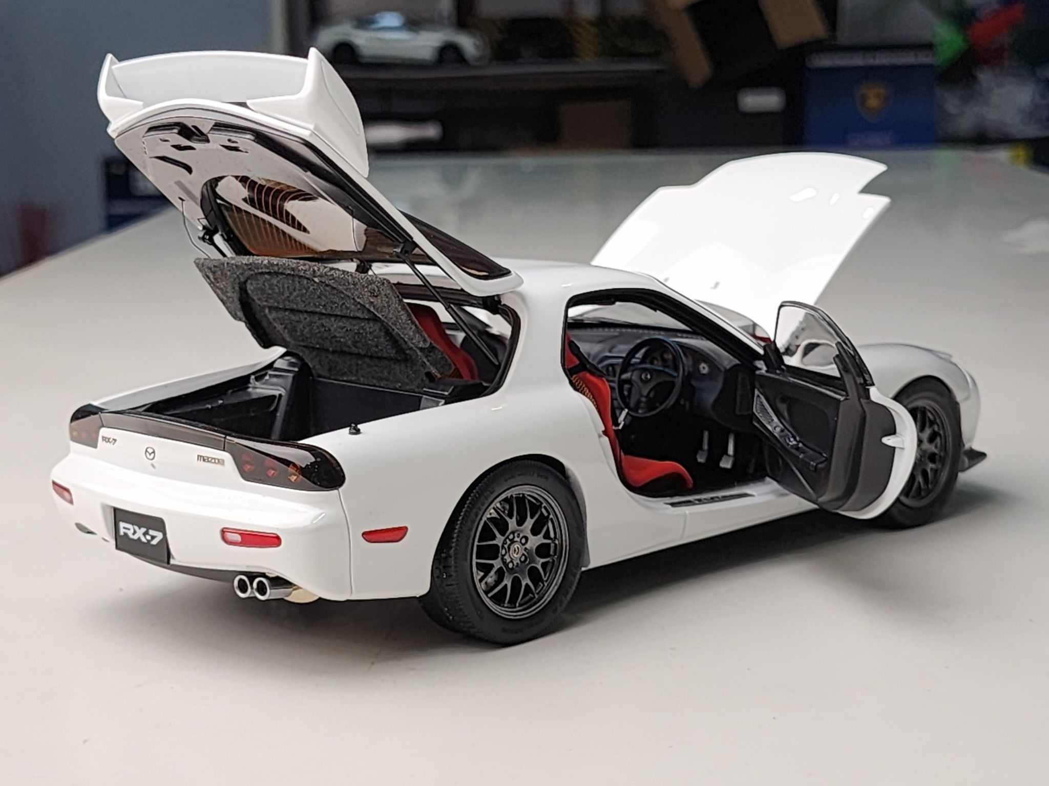 Xe Mô Hình Mazda RX7 Spirit R 1:18 Polar Master ( White ) – Shop Xe Mô ...