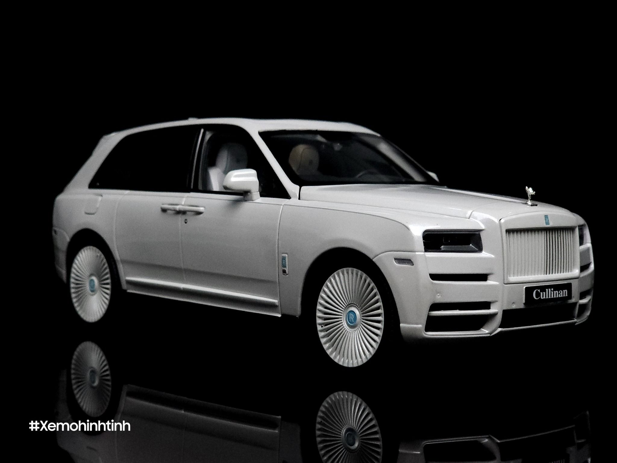 Xe Mô Hình Rolls-Royce Cullinan 1:18 Kengfai (Trắng) – Shop Xe Mô Hình Tĩnh