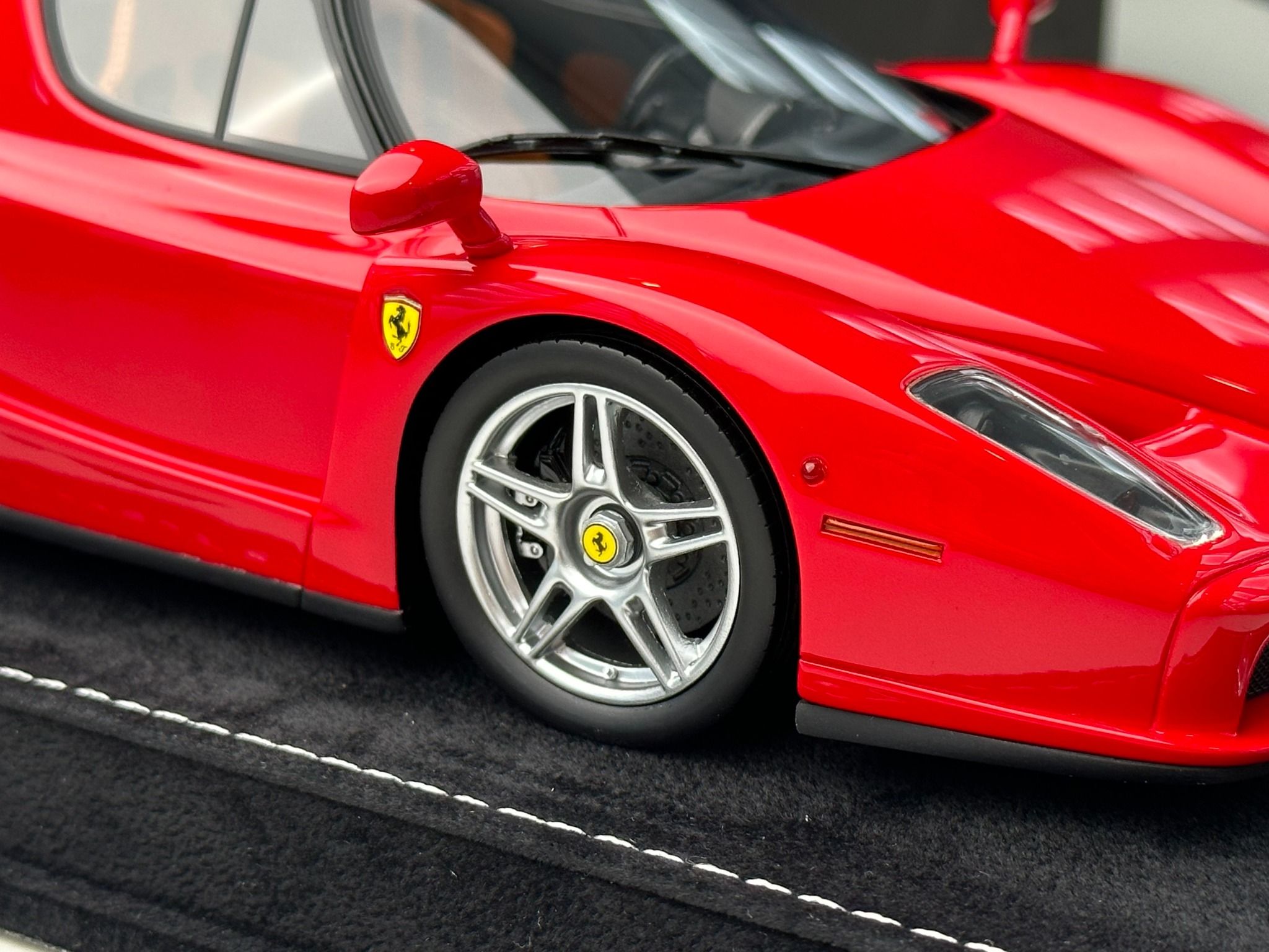 Xe Mô Hình Ferrari Enzo 1:18 HH Model ( Rosso Crosa ) – Shop Xe Mô Hình ...