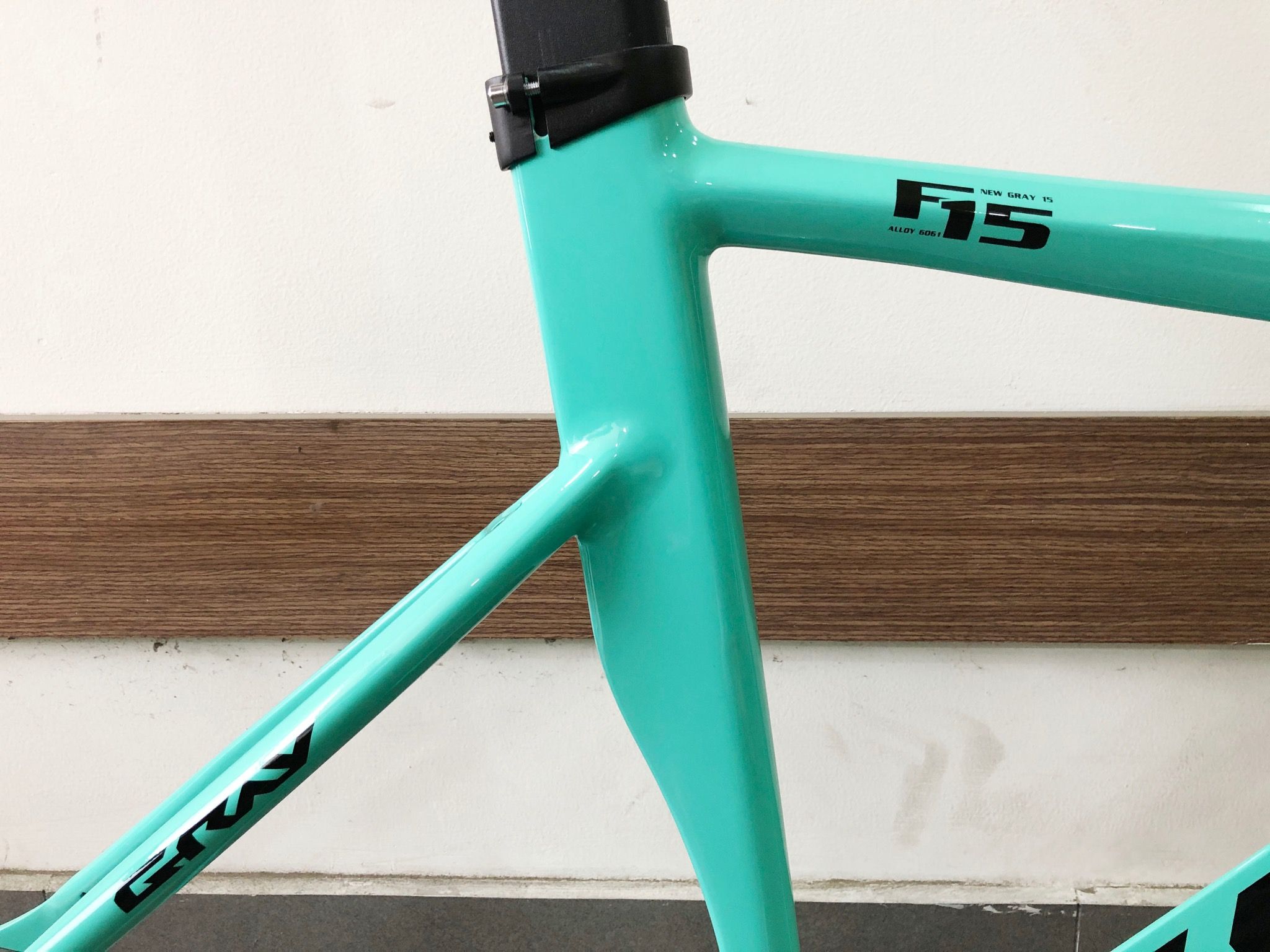 KHUNG SƯỜN XE ĐẠP FIXED GEAR 700c - GRAY F16 - NHÔM - PHUỘC NHÔM – Xe ...