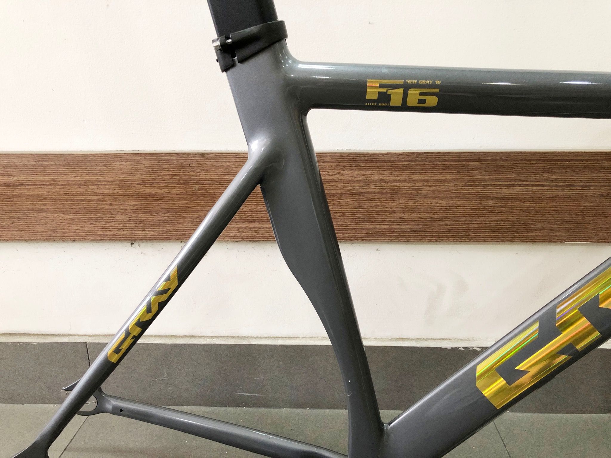 KHUNG SƯỜN XE ĐẠP FIXED GEAR 700c - GRAY F16 - NHÔM - PHUỘC NHÔM – Xe ...