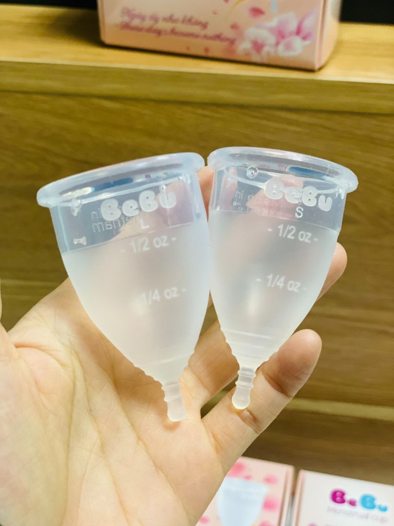 Combo 2 Cốc Nguyệt San Bebu Chính Hãng100 Silicol Y Tế Siêu Mềm Bebu Bình Sữa Bình Ti Bình