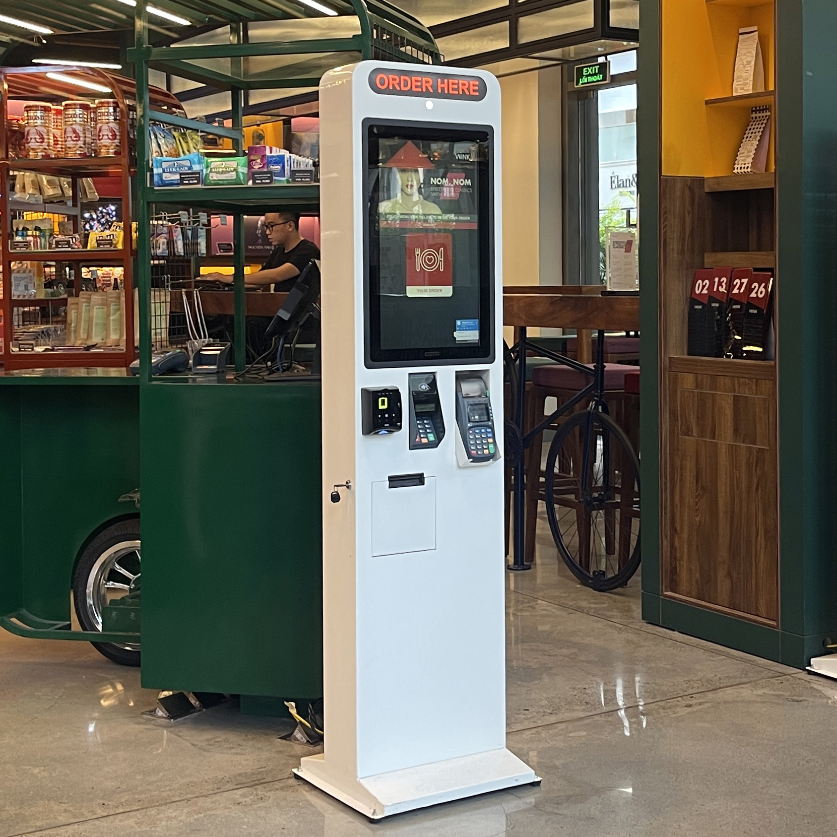 2. KIOSK Self service COMQ Q-KIOSK 22113 PMT P80 – ComQ