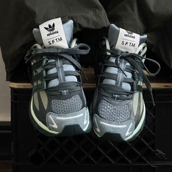 [Giá từ 3.190.000 VNĐ] Giày SFTM x adidas Adistar Cushion - JH9008 ...