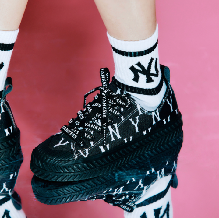 Giày MLB Playball Monogram NY 3ACVVM12N-50BKS – ADLV, NEWERA, MLB