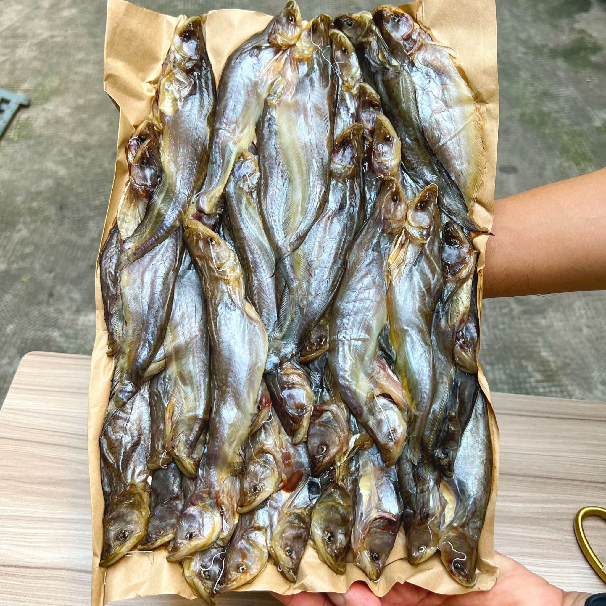 Khô cá Trèn bầu Campuchia loại vừa (tự nhiên 100%)