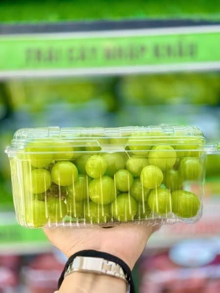 Nho Mẫu Đơn Shine Muscat - Hộp 500g – Siêu Thị Luxy