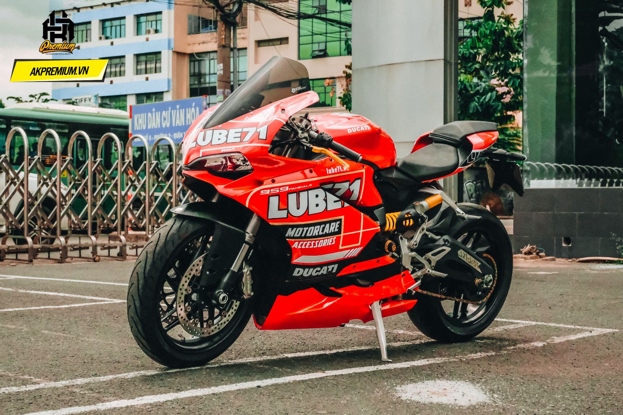 Decal xe Ducati Panigale 959 Đỏ phong cách Lube 71 – AK Premium