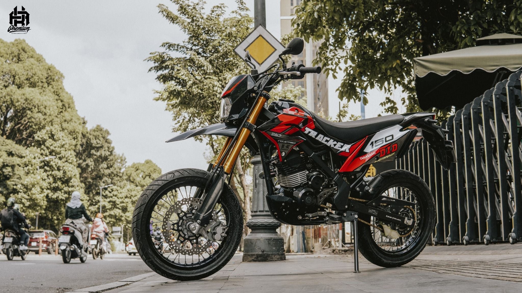 Kawasaki D Tracker 150 Dán tem trùm tông đỏ đen sắc nét – AK Premium
