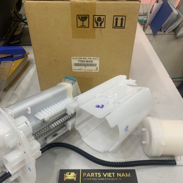 Cụm lọc xăng Camry 2.0, 2.5 2018 - 2021 Chính hãng 7702406430 – Phụ ...