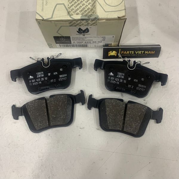 Má phanh sau Mercedes W213, W205 C200, C250, C300 0004203602, 00842013 ...