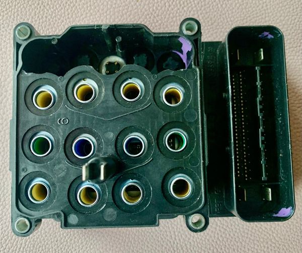 Hộp điện ABS Mercedes W204 2012 - 2018 tháo xe A2045453832 2045453832 ...