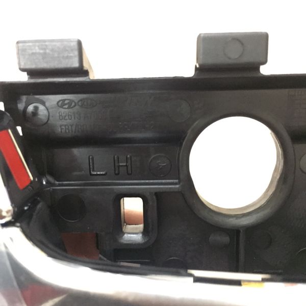 TAY MỞ CỬA TRONG BÊN LÁI KIA K3 HÀNG MOBIS 82610A7010CR – Phụ Tùng Ô Tô ...