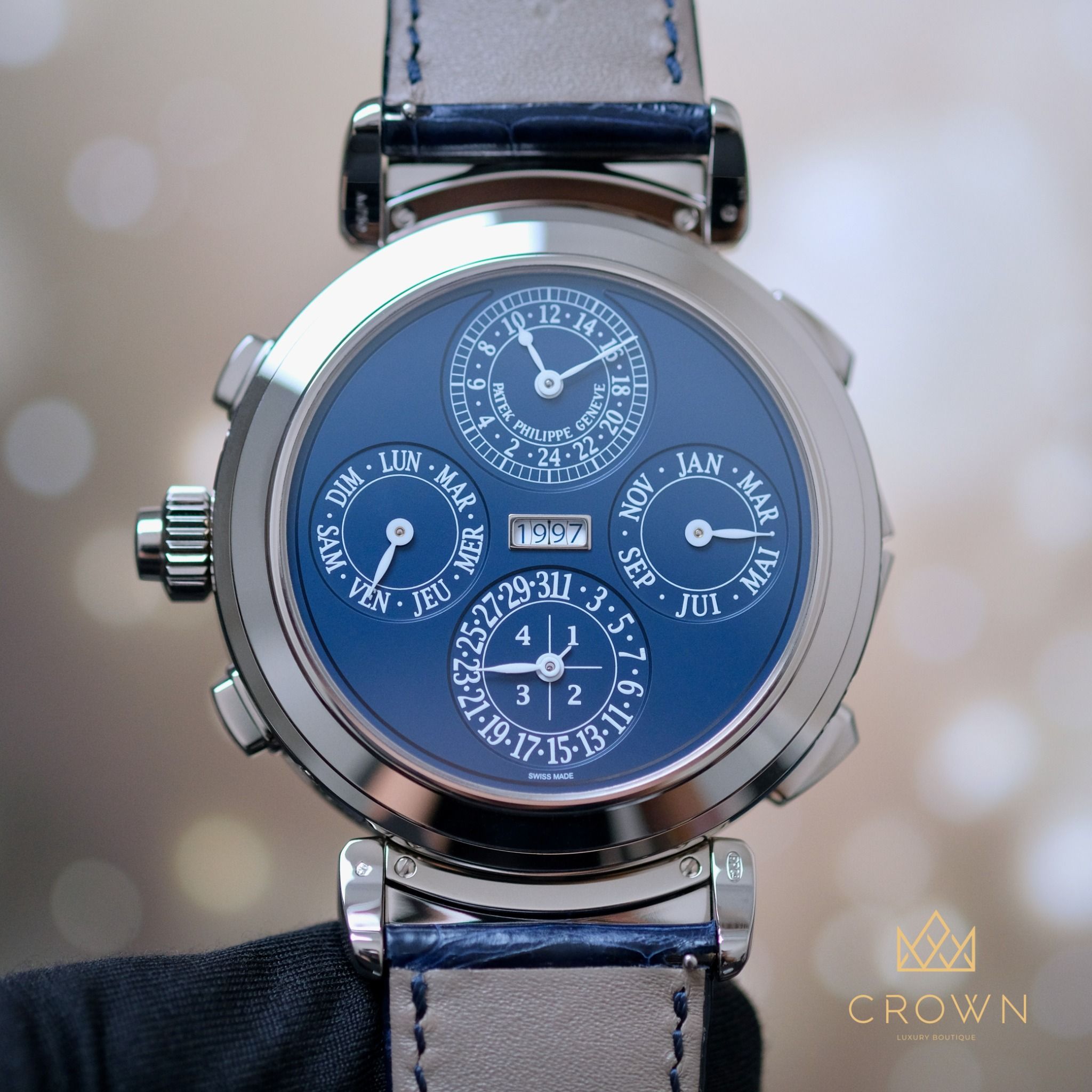 Patek Philippe 6300G-001 – CROWN LUXURY BOUTIQUE