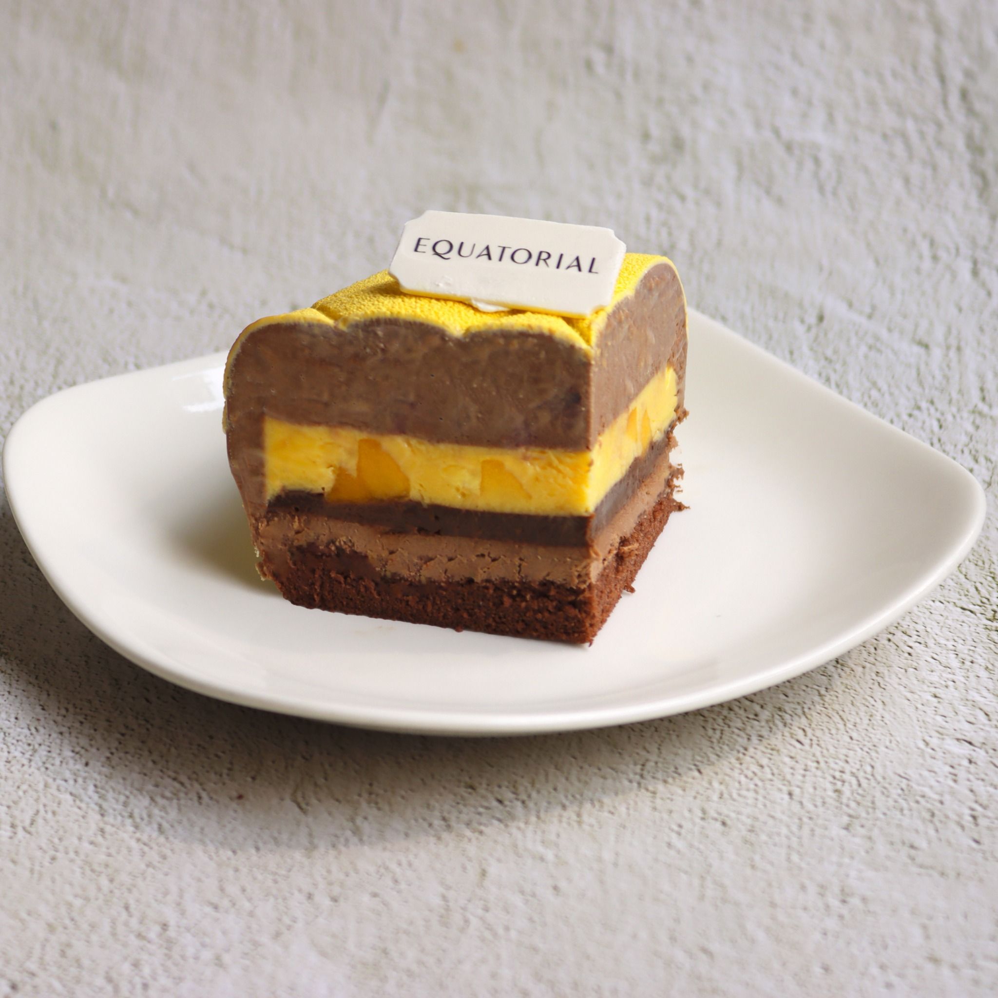 Bánh Miss Exotic Mousse - 500 gram – Khách Sạn Equatorial TP. Hồ Chí Minh