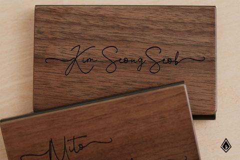 Hộp name card gỗ Walnut | Khắc logo theo yêu cầu – NAU FACTORY