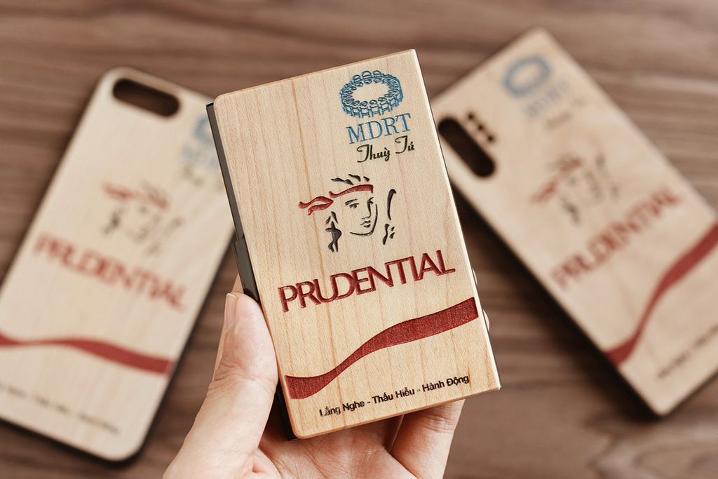 Hộp name card gỗ Maple | Khắc logo theo yêu cầu – NAU FACTORY