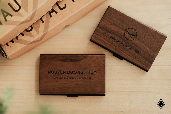 Hộp Name Card gỗ Walnut | Khắc tên theo yêu cầu – NAU FACTORY