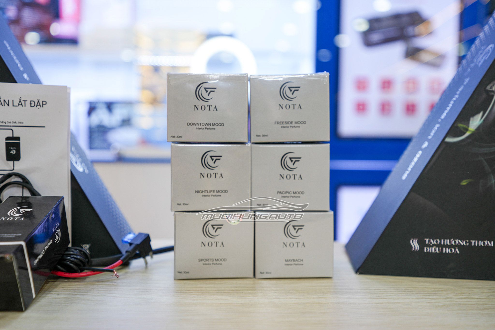 Bộ Khuếch Tán Nước Hoa Ô Tô Hiệu Nota Air Balance Cao Cấp - Mười Hùng Auto