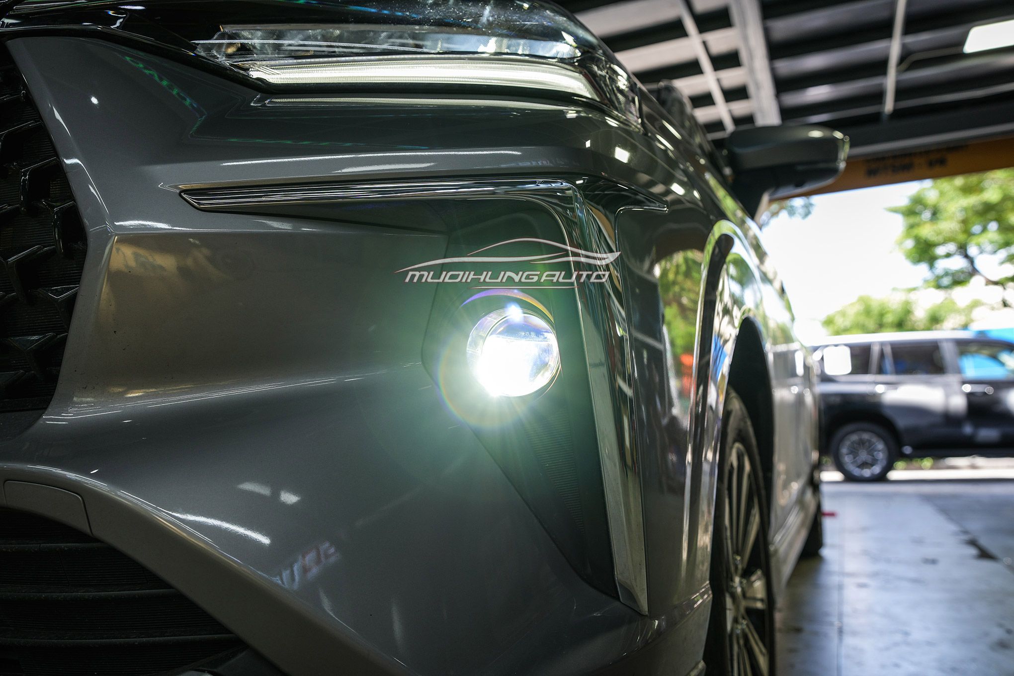 Độ Đèn Bi LED Gầm Eagle F-Light 5000K Cho Xe Toyota Veloz Cross - Mười ...