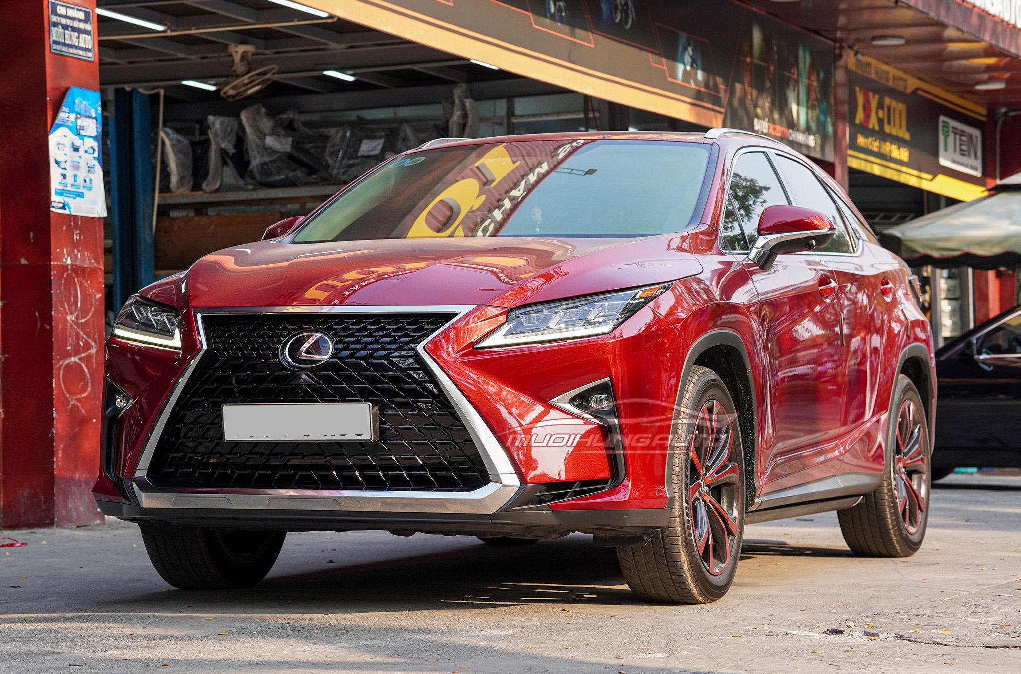 Độ Mặt Ga Lăng Cho Xe Lexus RX300 - RX350 Cao Cấp - Mười Hùng Auto