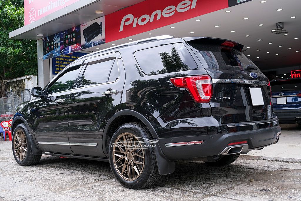Độ Mâm 20 Inch Cao Cấp Cho Xe Ford Explorer - Mười Hùng Auto