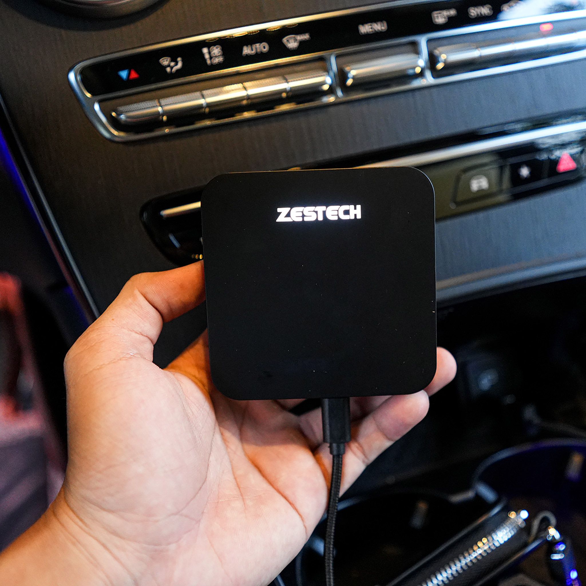 Lắp Android Box Zestech DX300 Cho Xe Mercedes GLC300 - Mười Hùng Auto