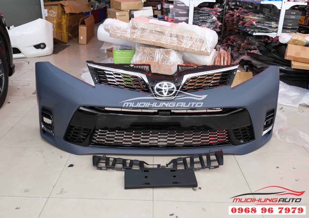 Lên Cản Trước Và Đèn Pha Nguyên Bộ Toyota Sienna 2010 Zin Theo Xe ...