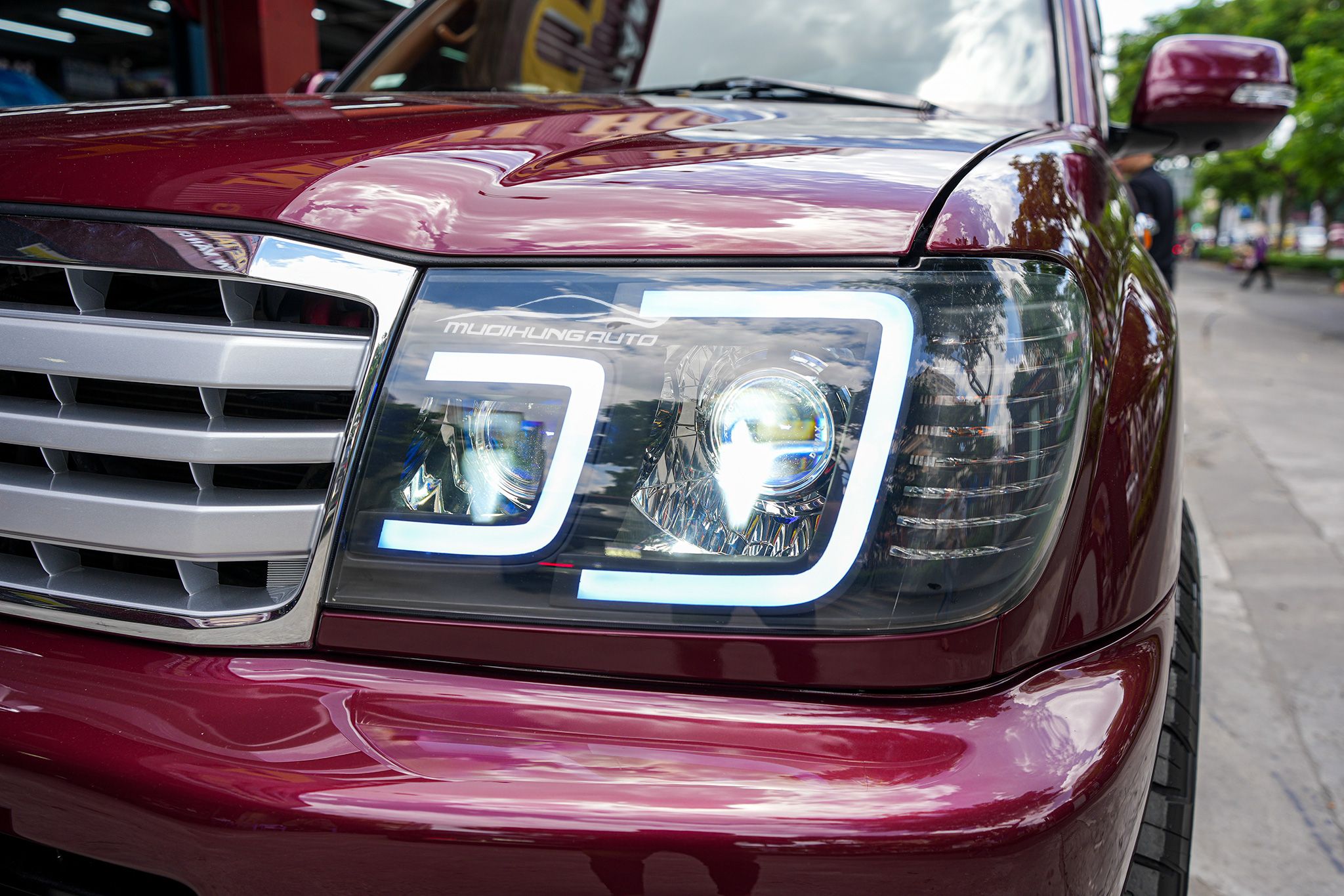 Độ Bi LED Domax Omega Laser Và LED Mí Mika Cho Xe Toyota Land Cruiser ...