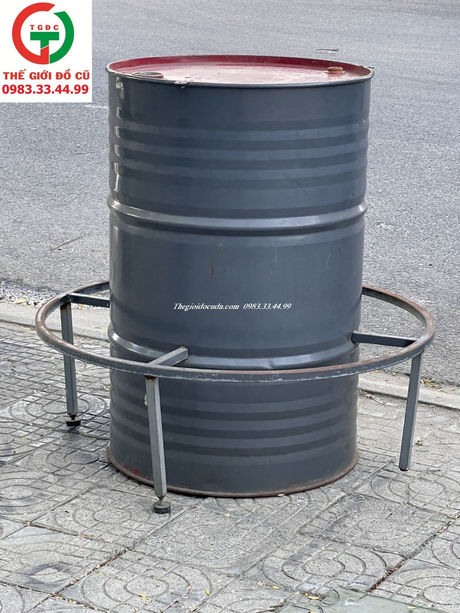 BÀN BAR THÙNG PHI SẮT SƠN CÓ KHUNG CHÂN