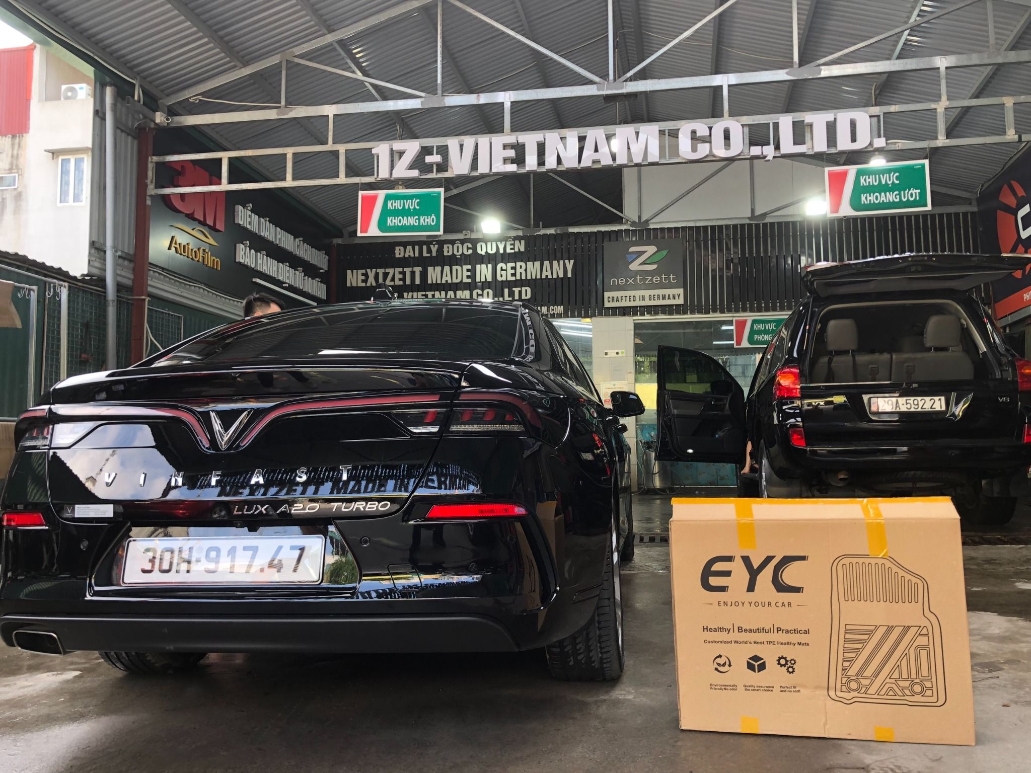 Thảm đúc cao cấp Vinfat Lux A 2.0 Turbo 2017 - 2022 hãng EYC vật liệu – 1Z-VIETNAM