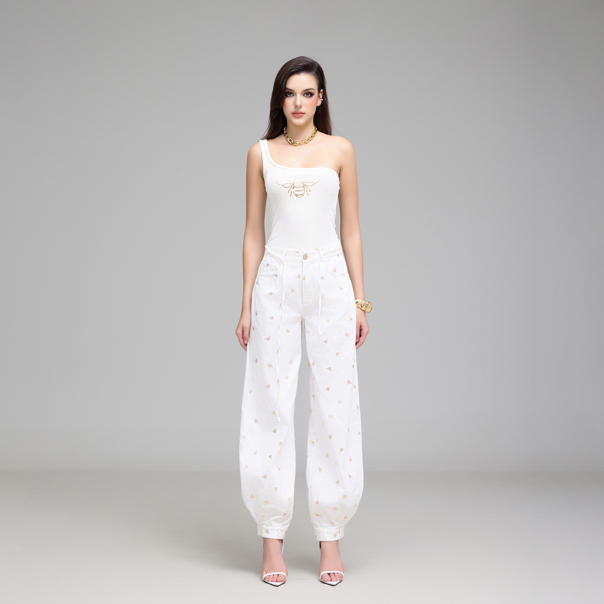 FEATHER BEE PANTS - QUẦN TRẮNG Q964 – LaKing