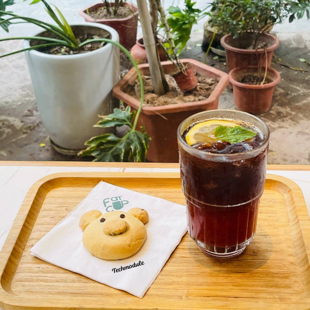 Khăn giấy ăn in logo FAT CUP