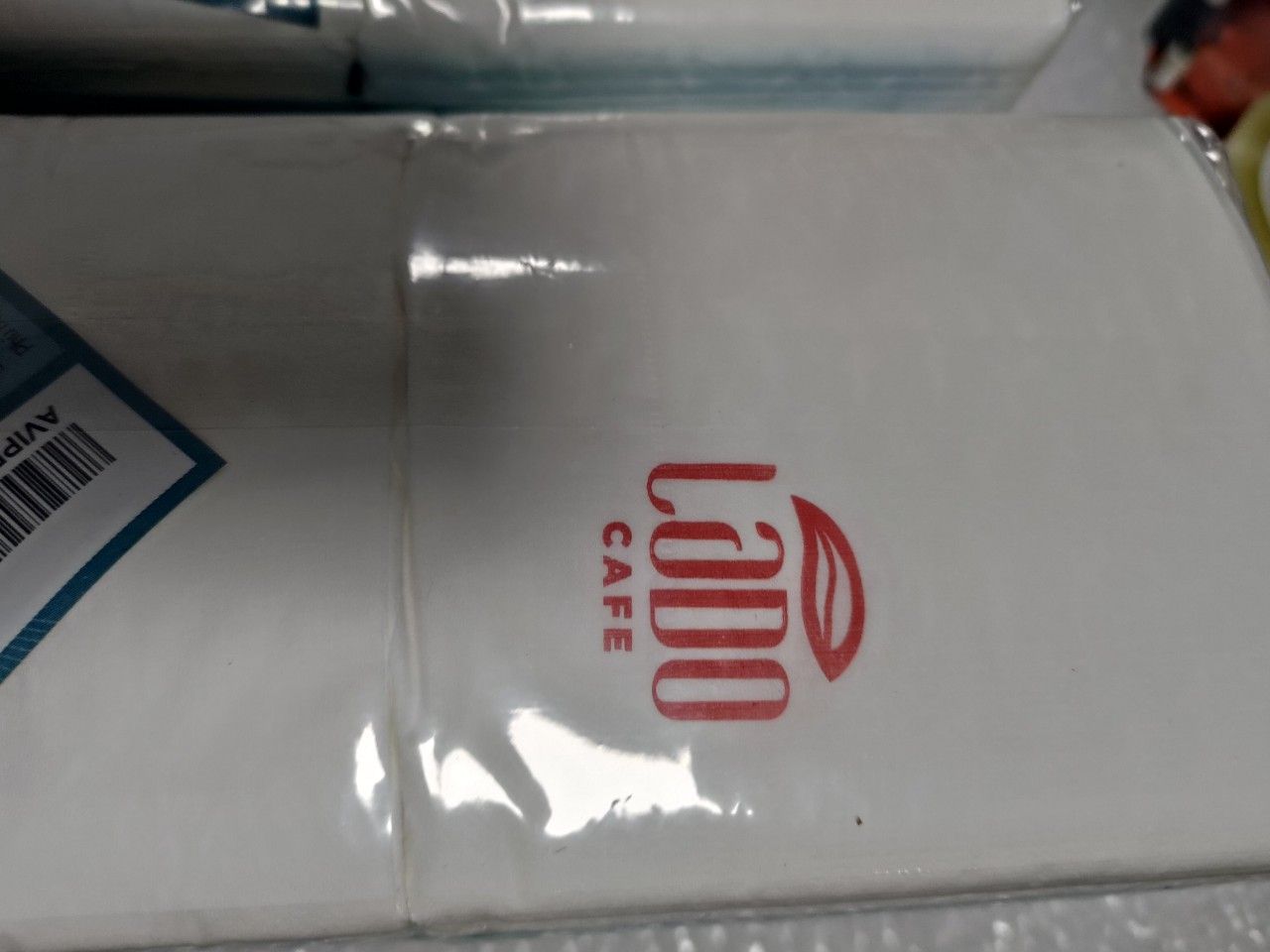Khăn giấy ăn in logo LADO CAFE